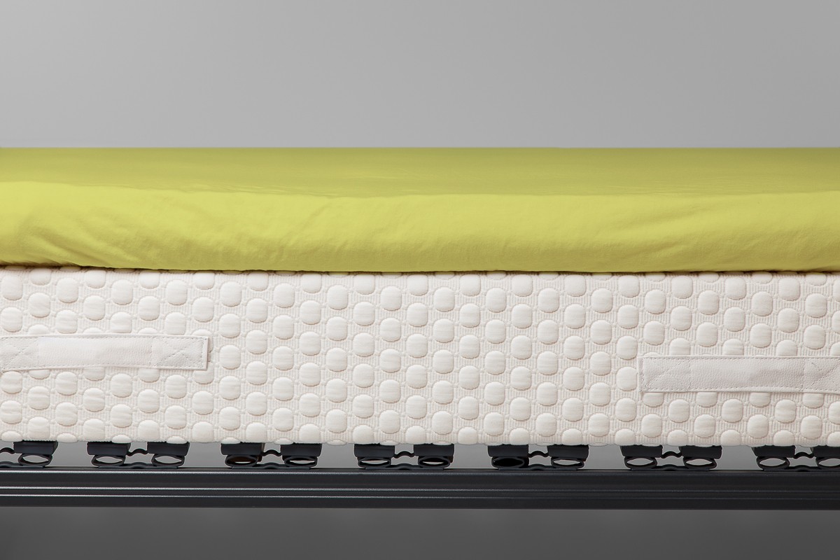 SELECT breathable and waterproof topper protector